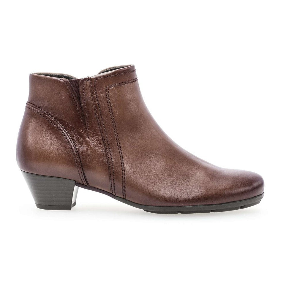 Gabor Heritage soft tan leather boot with side zip 75.638 – Arnouts Shoes